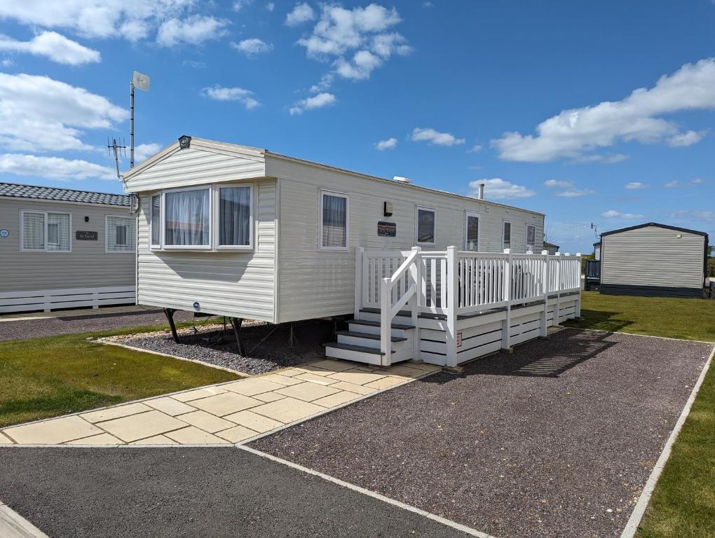 Seal Bay Resort - Pet Friendly 3 Bed 8 birth Family Owned Caravan ...