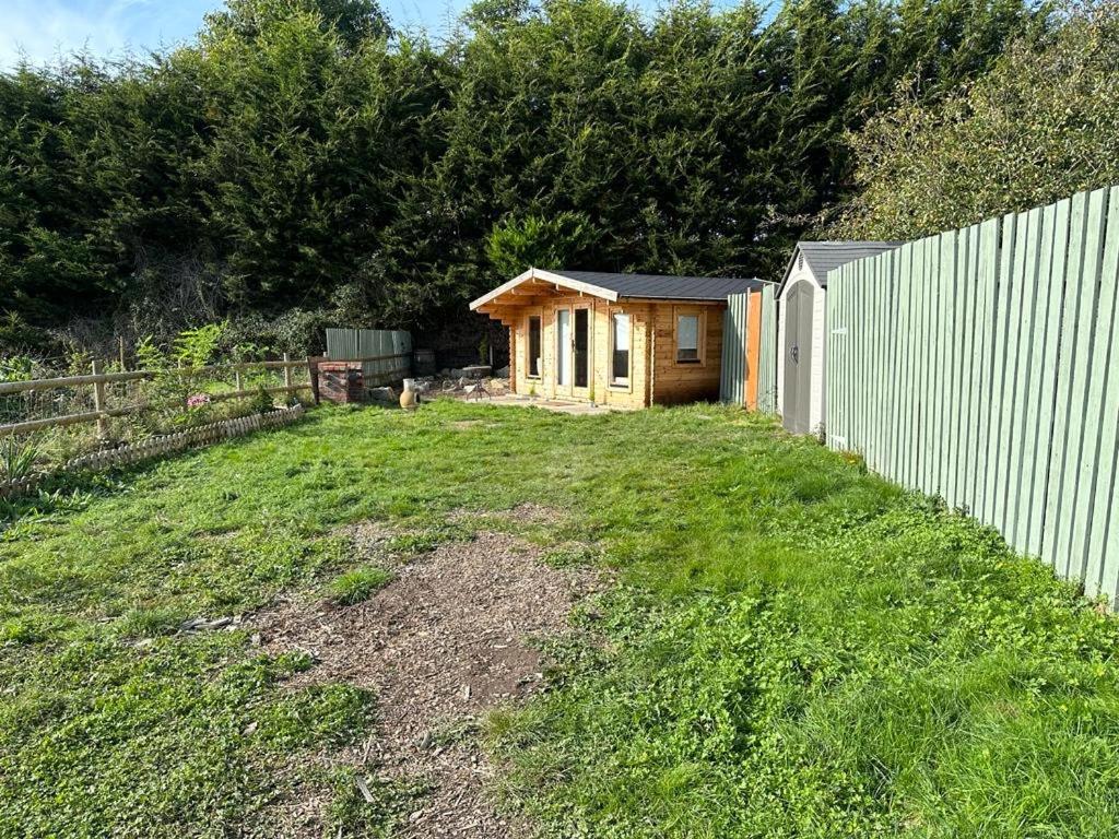 Summerfields Lodge, Three Legged Cross (aktualisierte Preise für 2025)