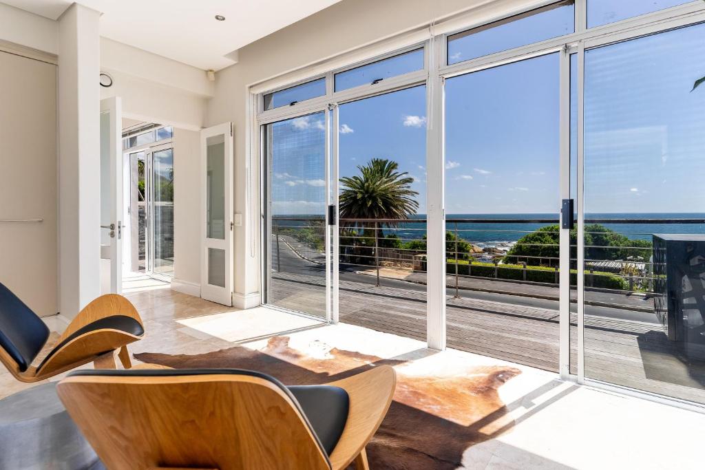 Sunset Cove - Apt with spectacular sea views, Cape Town (updated prices ...
