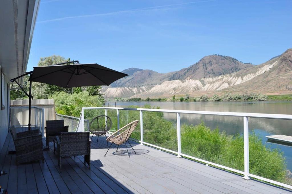 Breathtaking Thomson River view- 4 bedroom 3 WC, Kamloops (precios ...