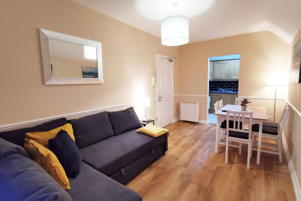Very Central 1bed new refurbish, Dublin (updated prices 2025)