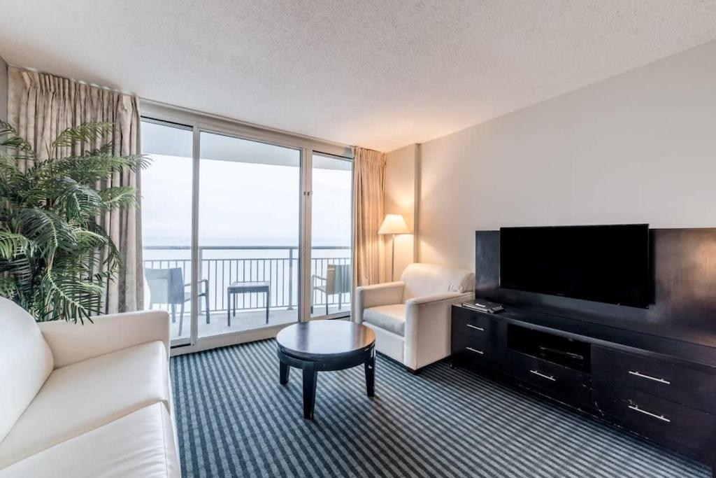 Ocean Front - Oceans One 1706, Myrtle Beach (updated prices 2025)