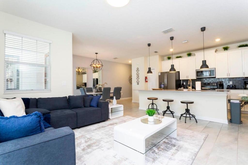 Super Cute Home, Themed Beds, Private Pool, Davenport (updated prices 2024)