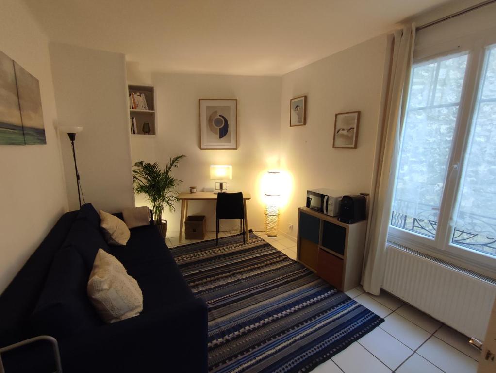 Beau studio parisien, Paris (updated prices 2025)