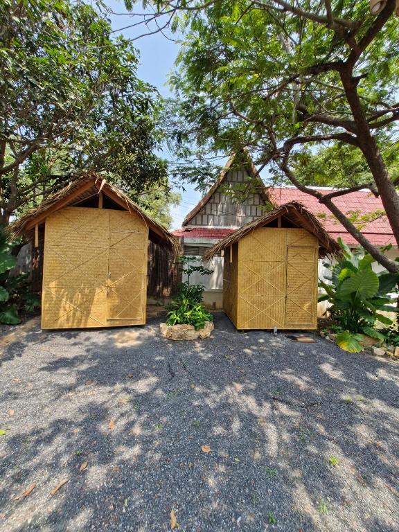 Samui Circus Studio and Ville - Hut Bungalow 1, Amphoe Koh Samui ...