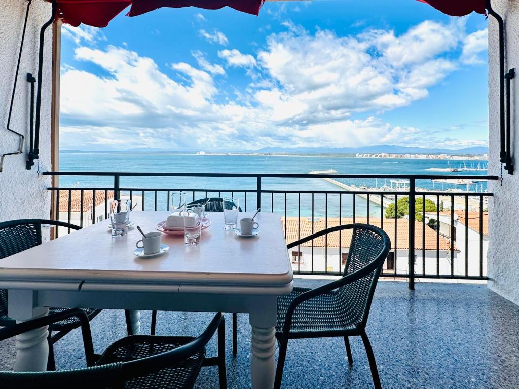 Les Roques - Apartamento con vistas idílicas, Roses (updated prices 2025)