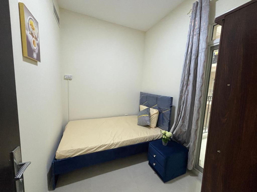 Spacious Room for Couple or Singles, Dubai (updated prices 2025)