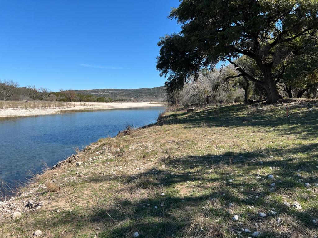Nueces River Cabins-Pecan Cabin, Barksdale (updated prices 2025)