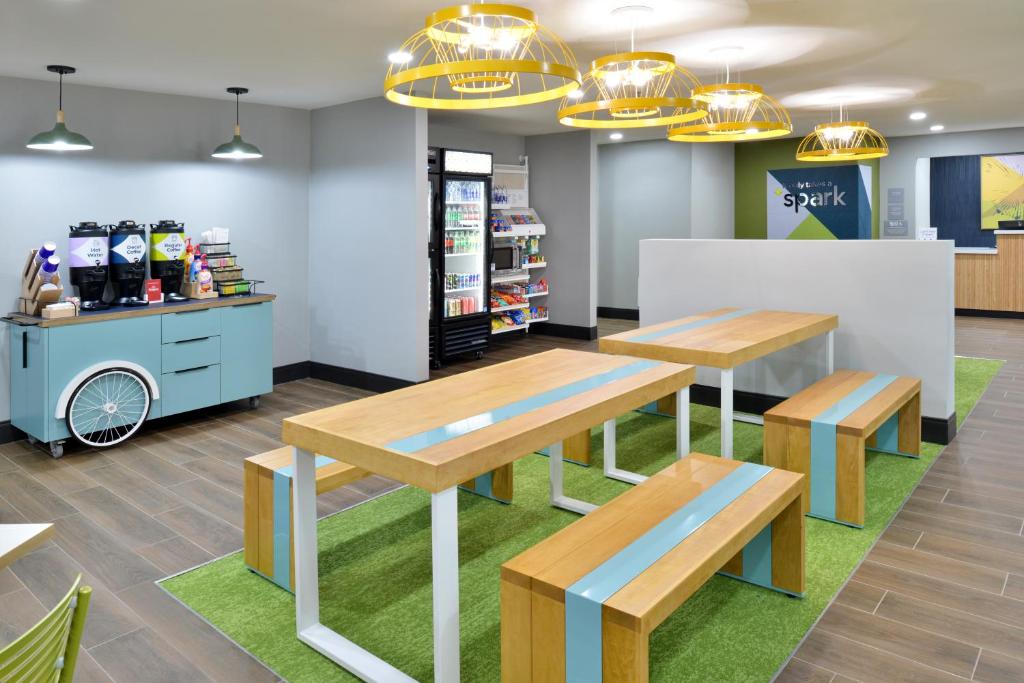 Spark By Hilton Dallas Market Center, Dallas (updated prices 2025)