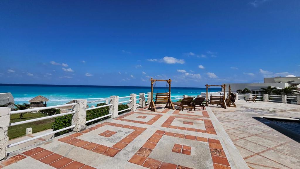 Front Beach Studio, Cancún (updated prices 2024)