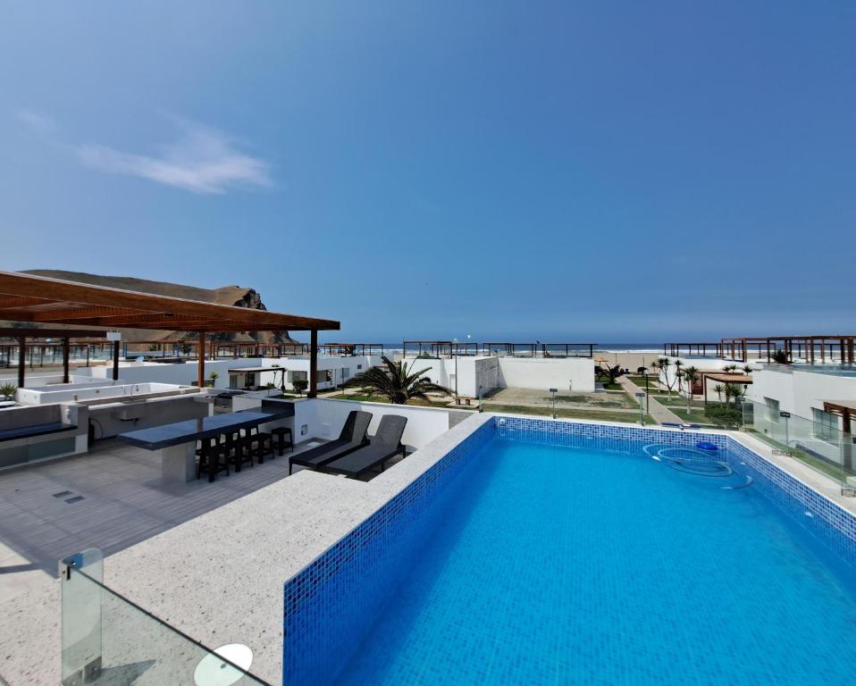 Casa de estreno en Playa Azul, Cerro Azul (updated prices 2025)