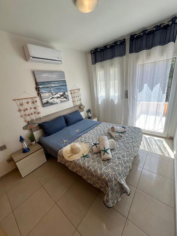 Cala-Azul, Calpe – Updated 2024 Prices