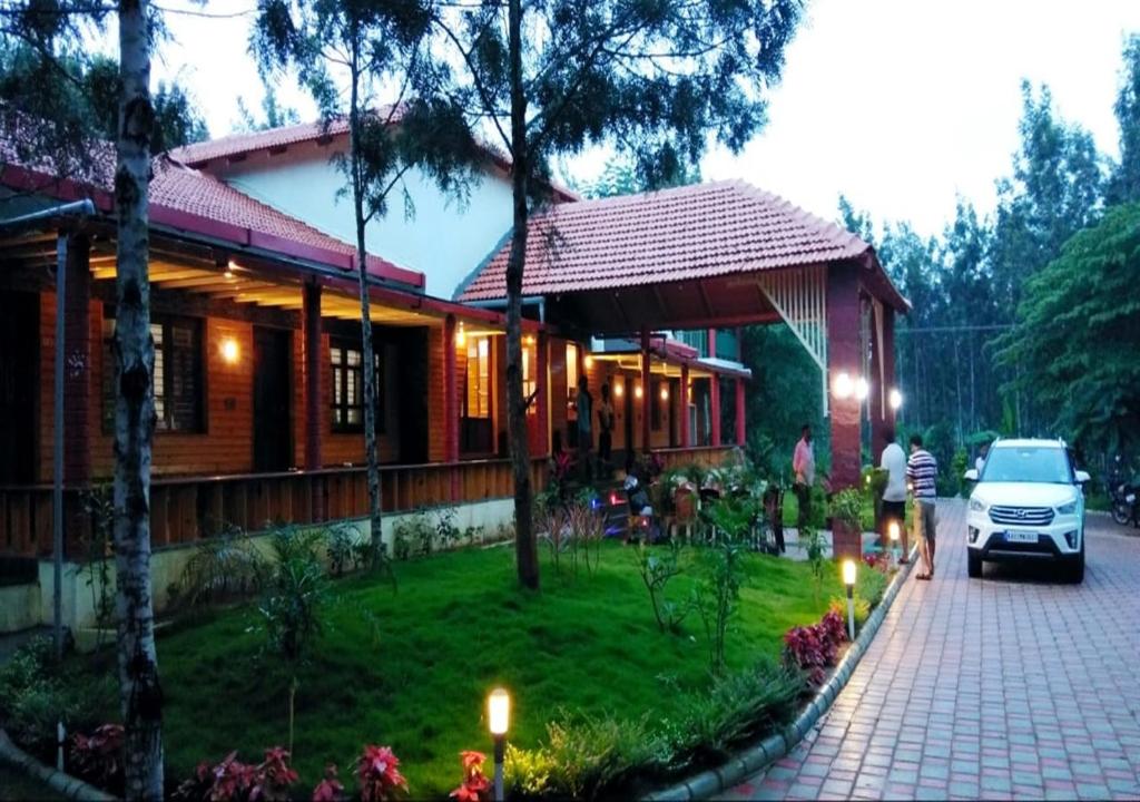 Water View Holiday Retreat, Sakleshpur (updated prices 2025)