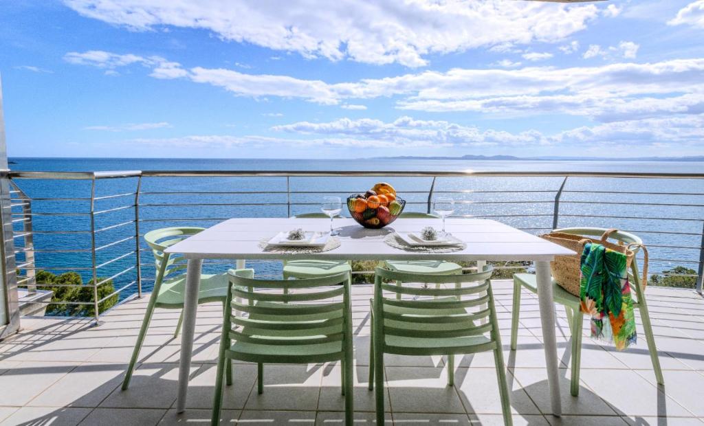 Vista Roses Mar - Cala d'Or, Roses (updated prices 2026)