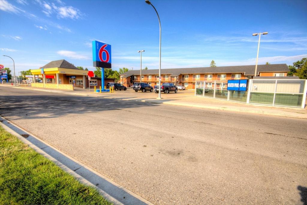 Motel 6-Lethbridge, AB, Lethbridge (updated prices 2025)