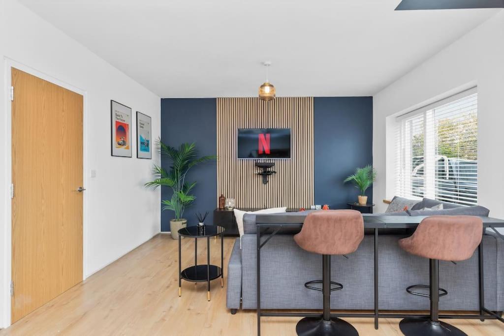 Villa Atlantis- Luxury Beach Family Retreat in Sussex sleeps 11, Yapton ...