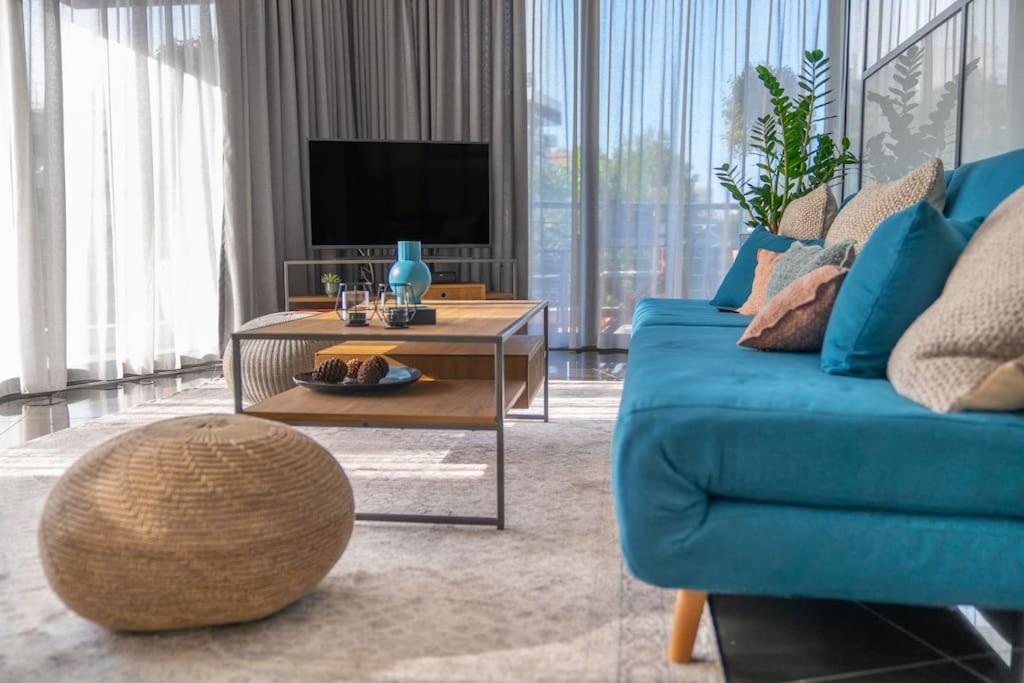 The HostMaster Urban Bliss, Athens (updated prices 2025)