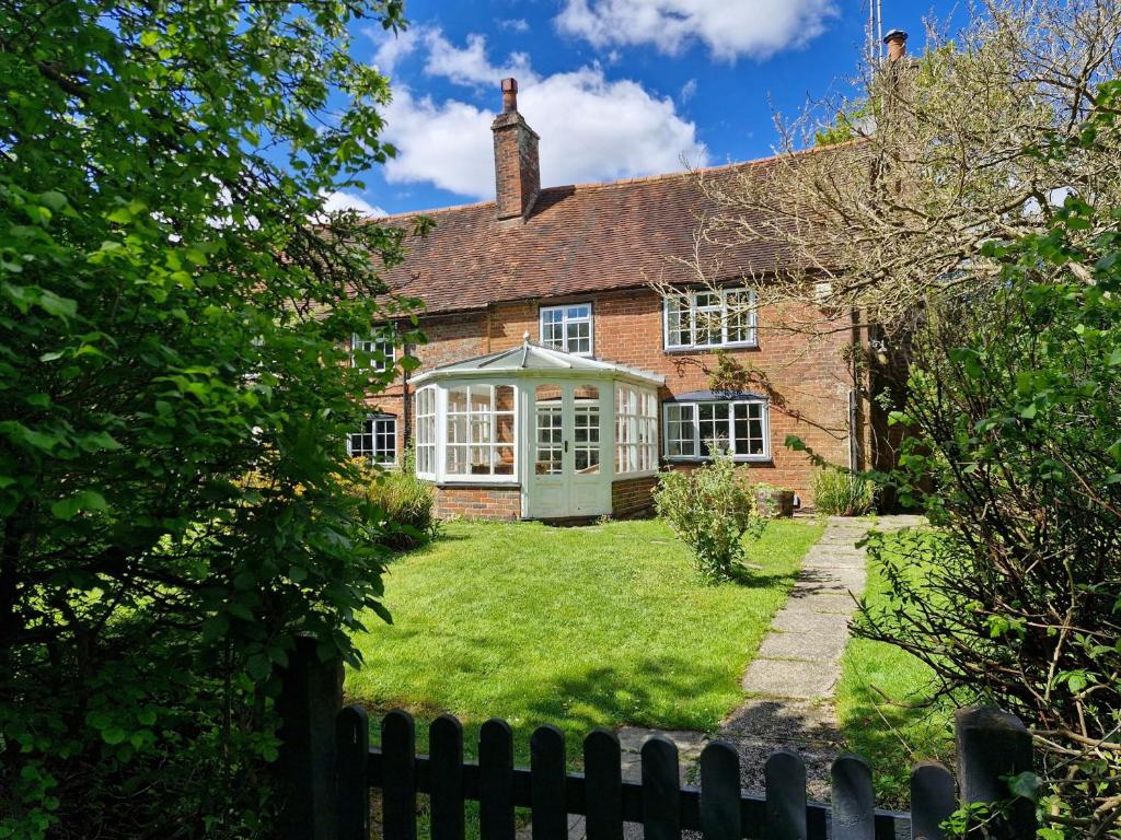 The Milk House, Ashurst (updated prices 2026)