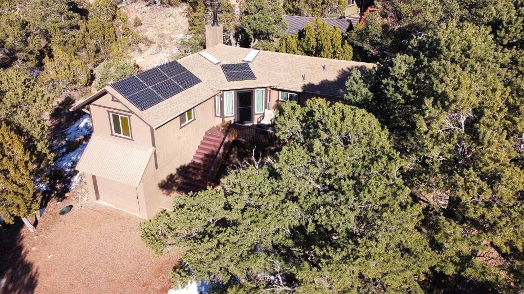 Tree House, Heber (updated prices 2025)