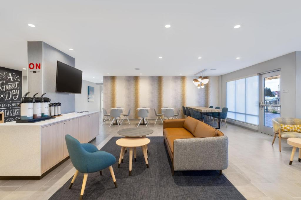 TownePlace Suites by Marriott Geneva at SPIRE Academy, Geneva (updated ...