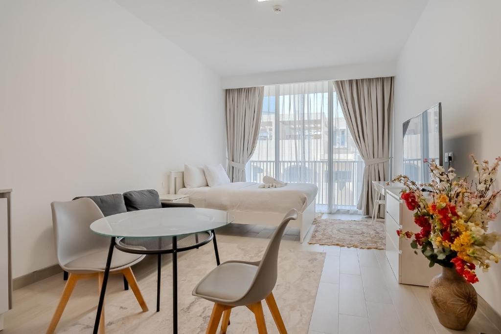 Modern and Cozy Studio in JVC I Luma Building, Dubai (updated prices 2025)