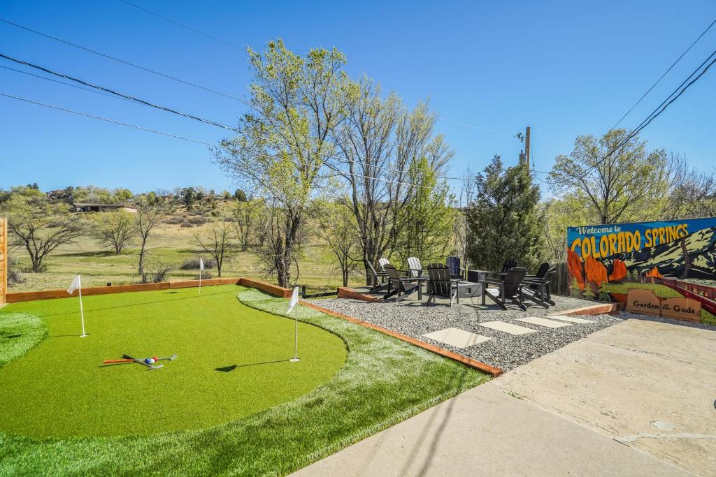 Tonka Valley - Chic Hot Tub BBQ Fire Pit, Colorado Springs – Updated ...
