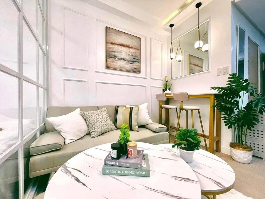 #17-1 Trees residences, Manila (updated prices 2025)