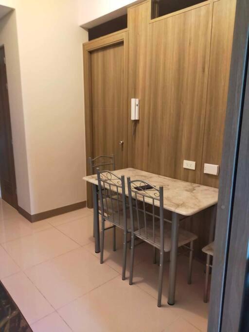 #45 Coast Residences T1-20th, Manila (updated prices 2025)