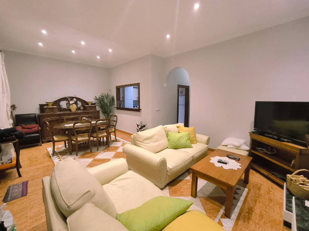 El Chivero, Fuengirola (updated prices 2026)