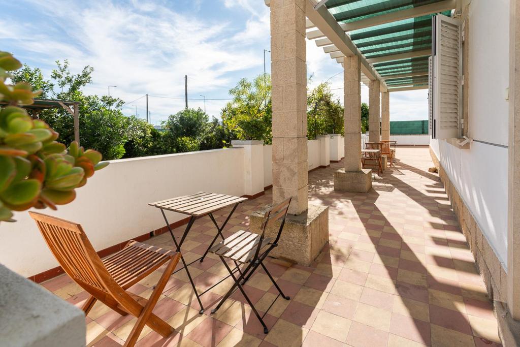 BLife Salinya private rooms at N125, Olhão (updated prices 2025)