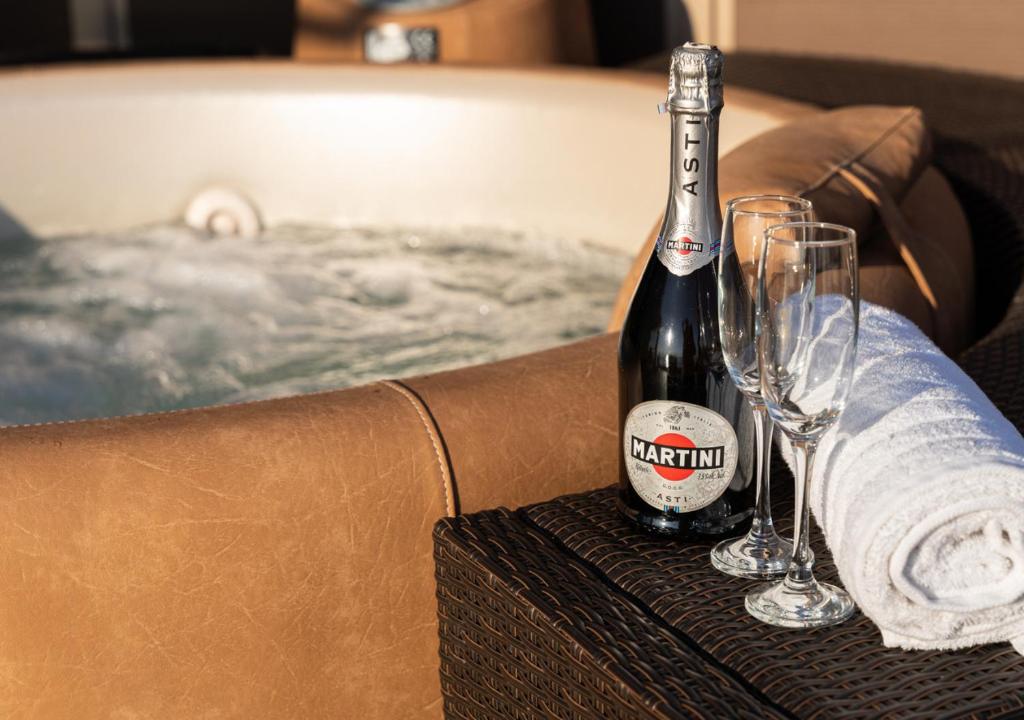 ABOVE premium rooftop suite, Thessaloniki (updated prices 2025)