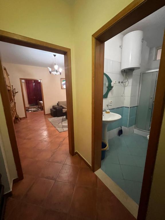 Center home, Shkodër (precios actualizados 2025)