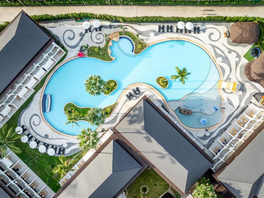 Amora Beach Resort Phuket, Bang Tao Beach (updated prices 2025)