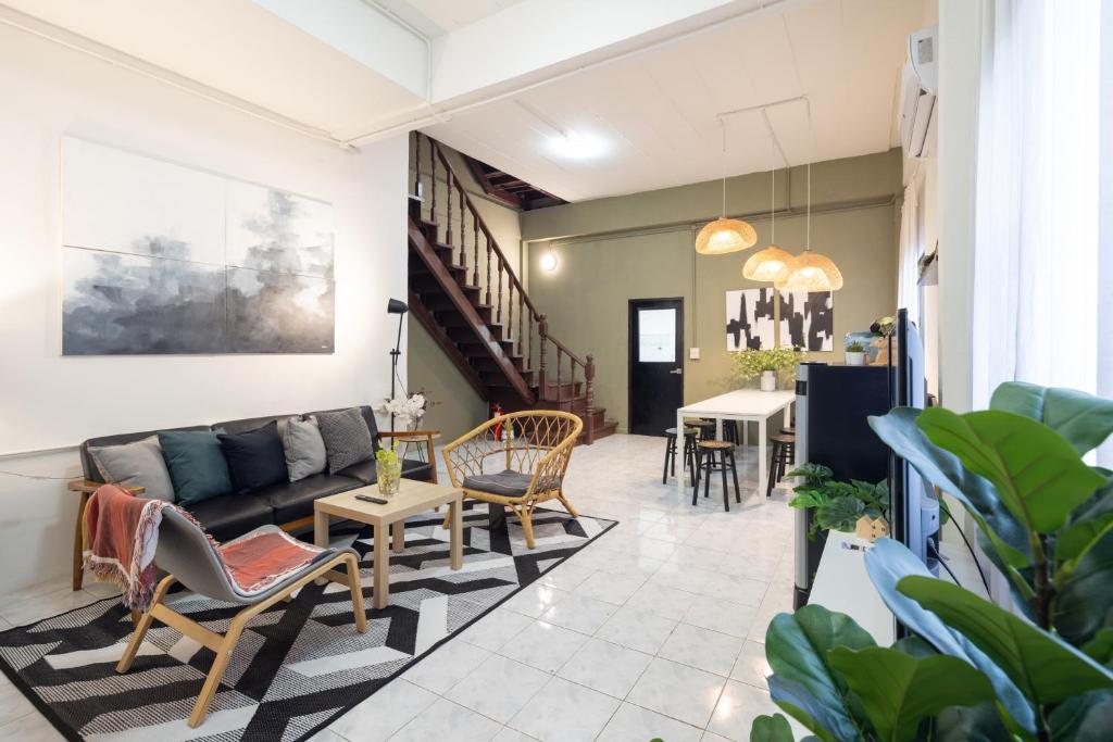 Bai Bua House Chatuchak - Ban song krathiam