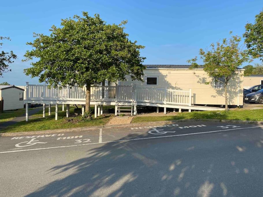 Spacious Caravan with Ramp and Wet Room Haven Quay West New Quay Wales ...