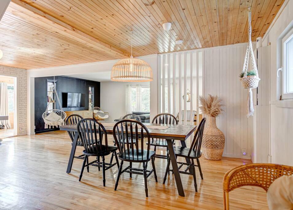 La Casa del Plage - Spa privé et Hamak, Sainte-Lucie-de-Doncaster ...