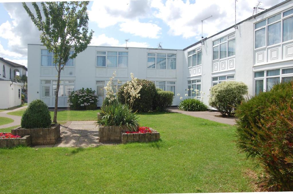 Dawlish Warren Welcome Family Holiday Park Villa Clover Welcome2Warren ...