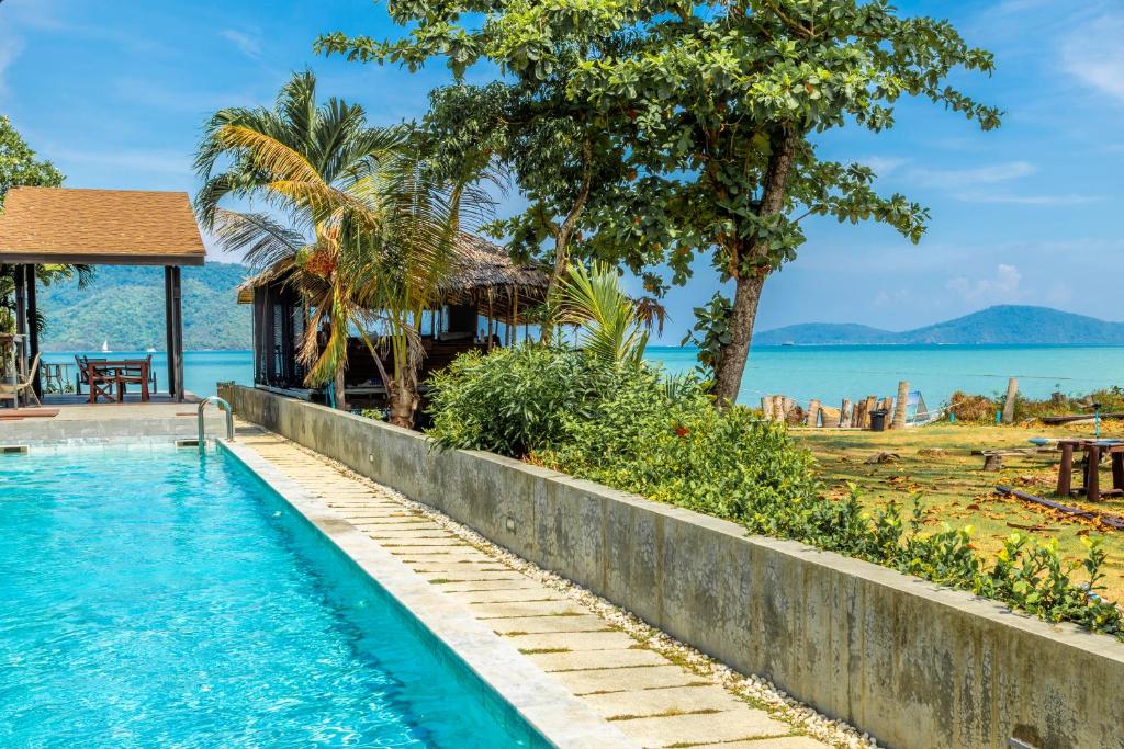 Beachfront Pool Villa-Vanilla, Phuket Town (updated prices 2026)