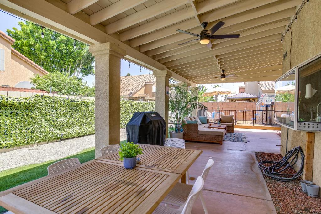 Home with Private Pool and Game Room in Indio!, Indio (updated prices 2025)