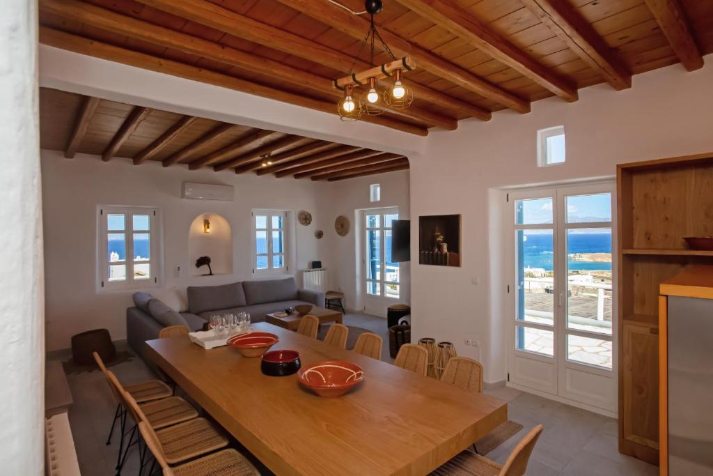 Patron 1 & 2 Pool Sunset Villas- Seven Bedrooms & Five Bedrooms ...
