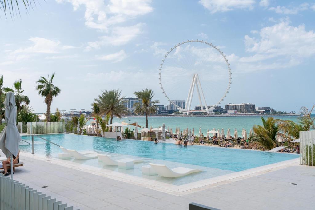 Luxurious 1BR Suite at La Vie, JBR - Free Private Beach Access, Dubai ...