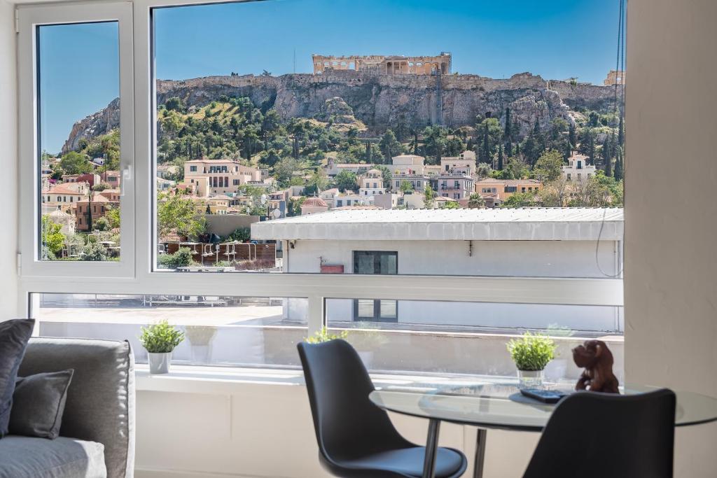 Stylish Studio: Acropolis View in Monastiraki Sq., Athens (updated prices 2025)