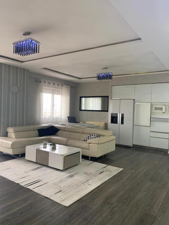 Lika's Apartment 1, Shkodra (aktualisierte Preise für 2025)