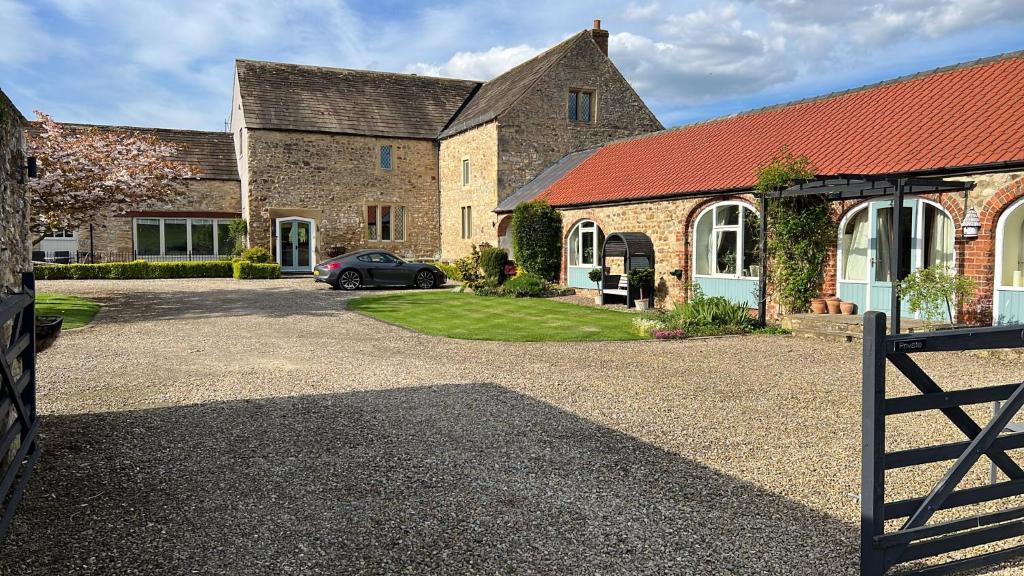 The Garden Suites at Snape Castle Mews, Bedale (updated prices 2025)