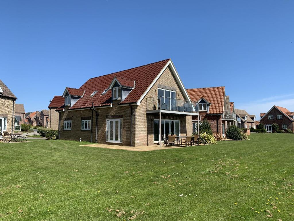 Sailaway Cottage at The Bay Filey, sleeps 8-10, pet-free, Filey ...