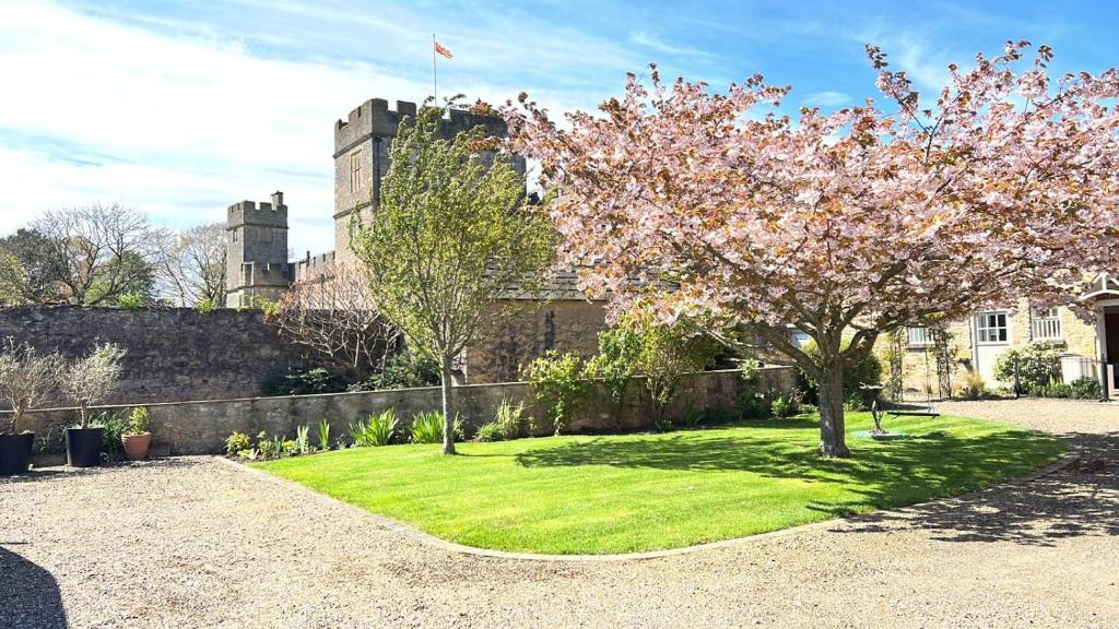 The Garden Suites at Snape Castle Mews, Bedale (updated prices 2025)