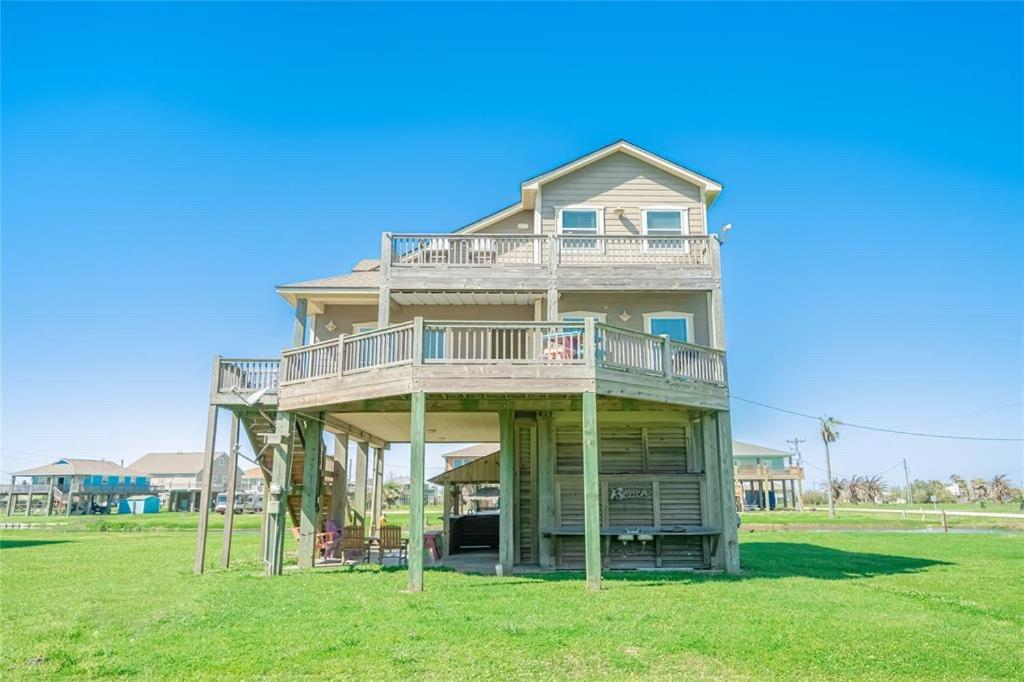Family Tides home, Crystal Beach (updated prices 2025)