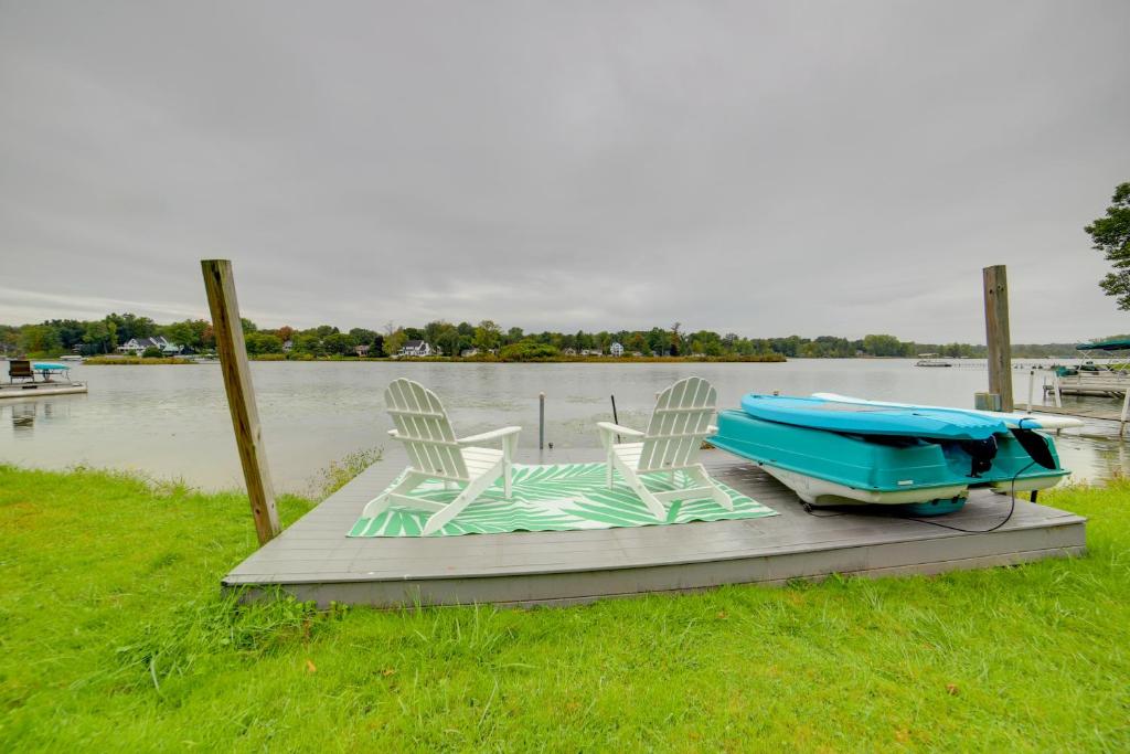 Homey Lakefront Escape with Boat Dock, Fire Pit, Cascade (updated ...