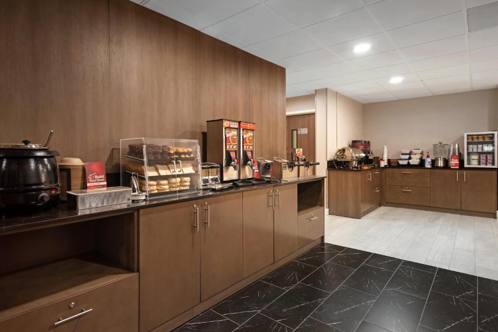 Best Western Plus Meadowlands, Secaucus (updated prices 2025)