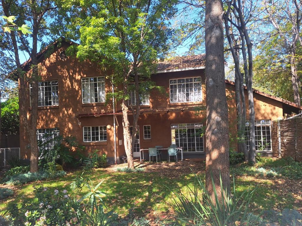 Die Eend Studio, Centurion (updated prices 2024)